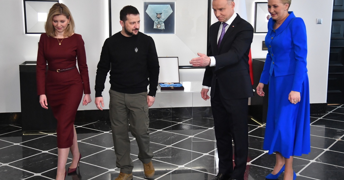 Agata Duda zachwyciła podczas spotkania. Ekspert wyjaśnia - blog Redakcja