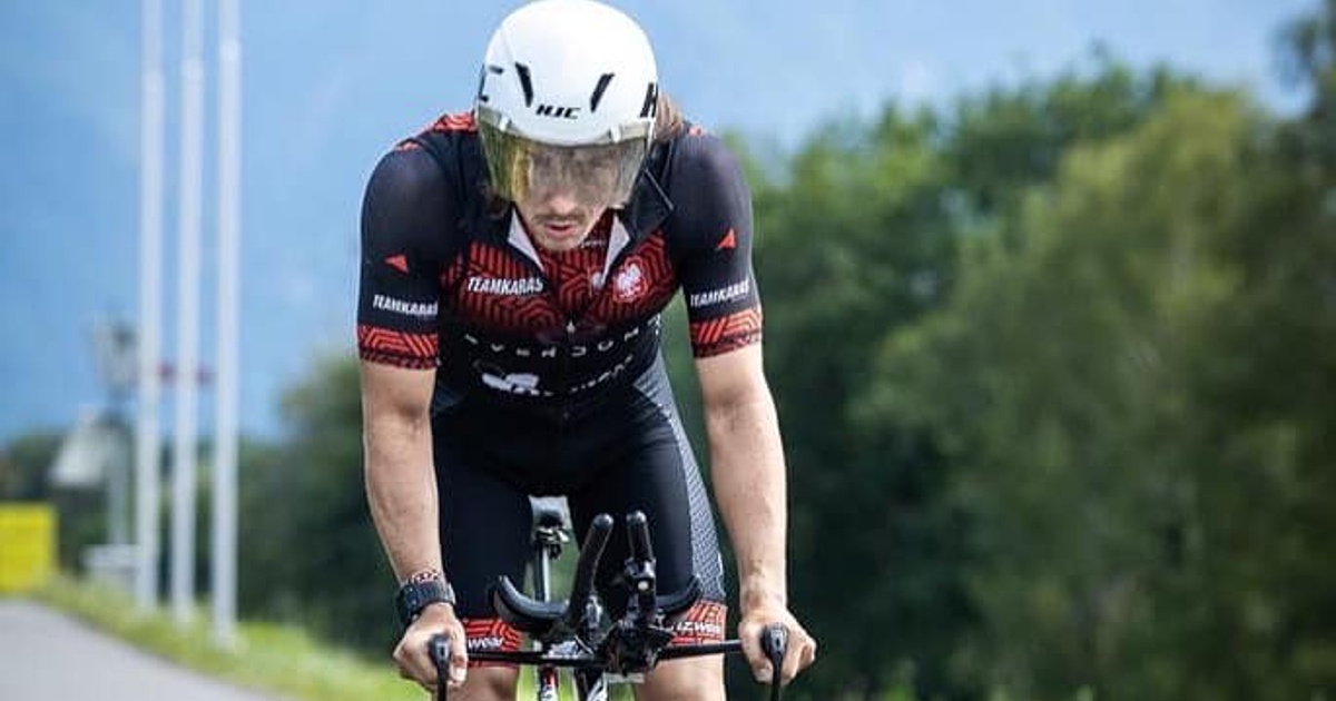 Robert Karaś z pękniętym piszczelem trenuje do walki. Kulisy 10 ...