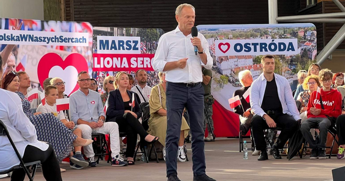 Tusk parodiuje Kaczyńskiego i żartuje z siebie. "Rudy przyjechał do ...