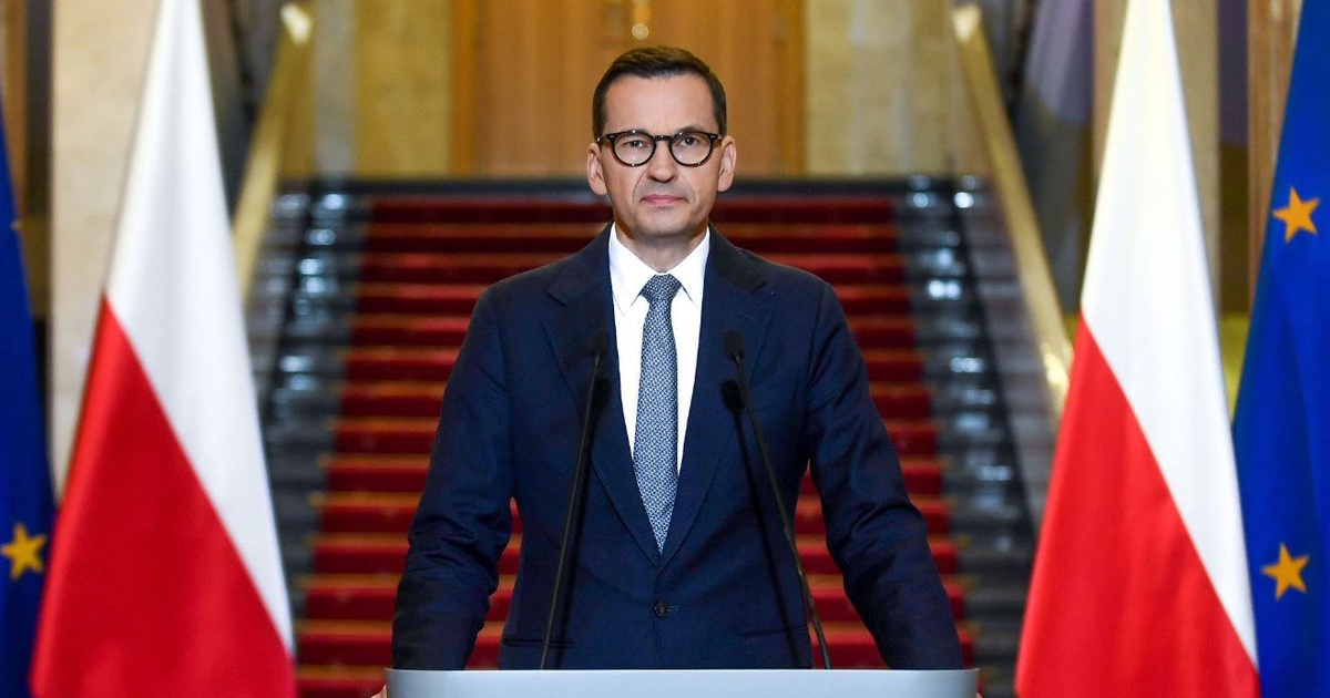 Morawiecki wygłosił oświadczenie. "Siłą przepychają to w Brukseli" - blog Redakcja